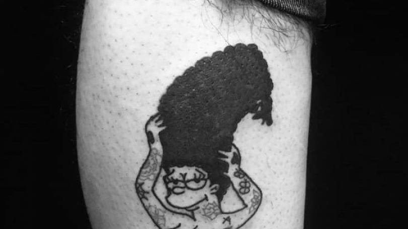 Tatuaje del artista Mexicano Doble V Tattoos, Marge Simpson Tattoo ...